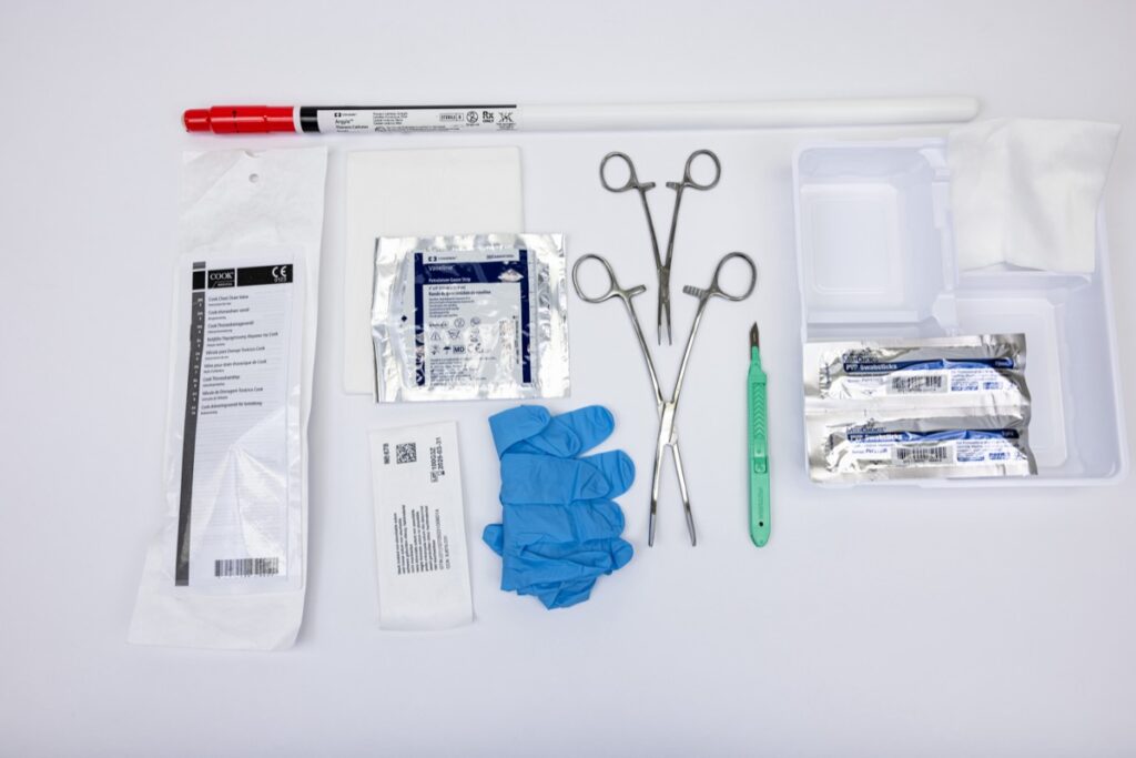 Chest Tube Insertion Kit - LSL Healthcare