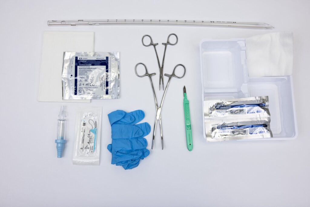 Chest Tube Insertion Kit - LSL Healthcare